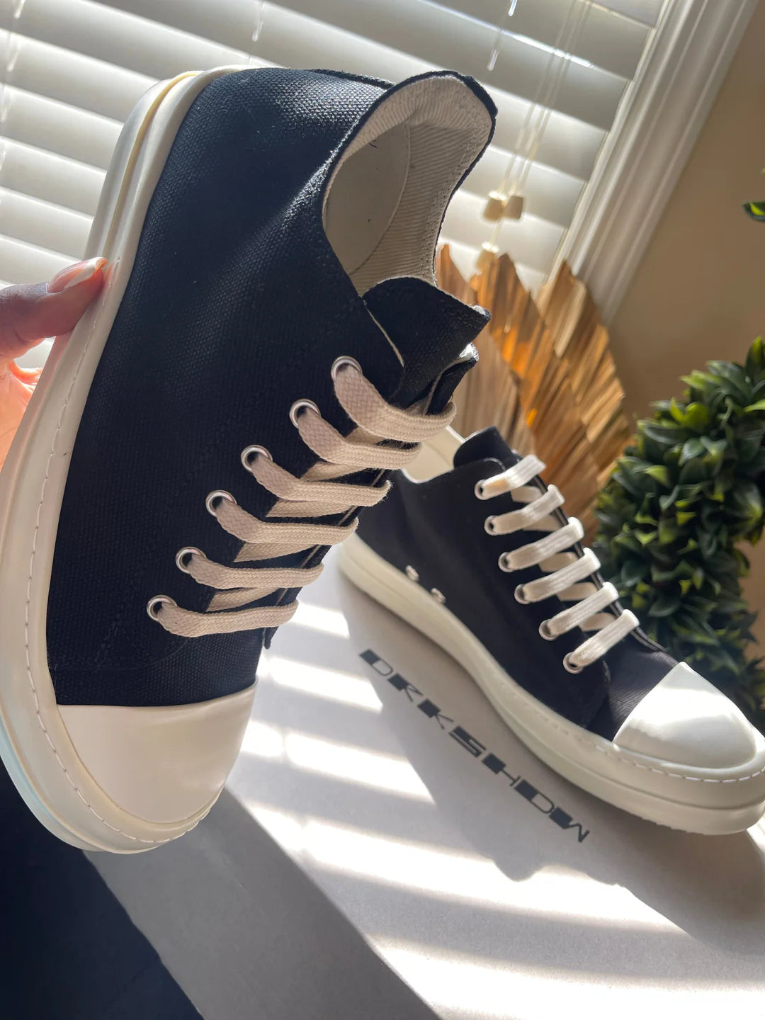 Rick Low DRKSHDW – AE DOLLHOUSE